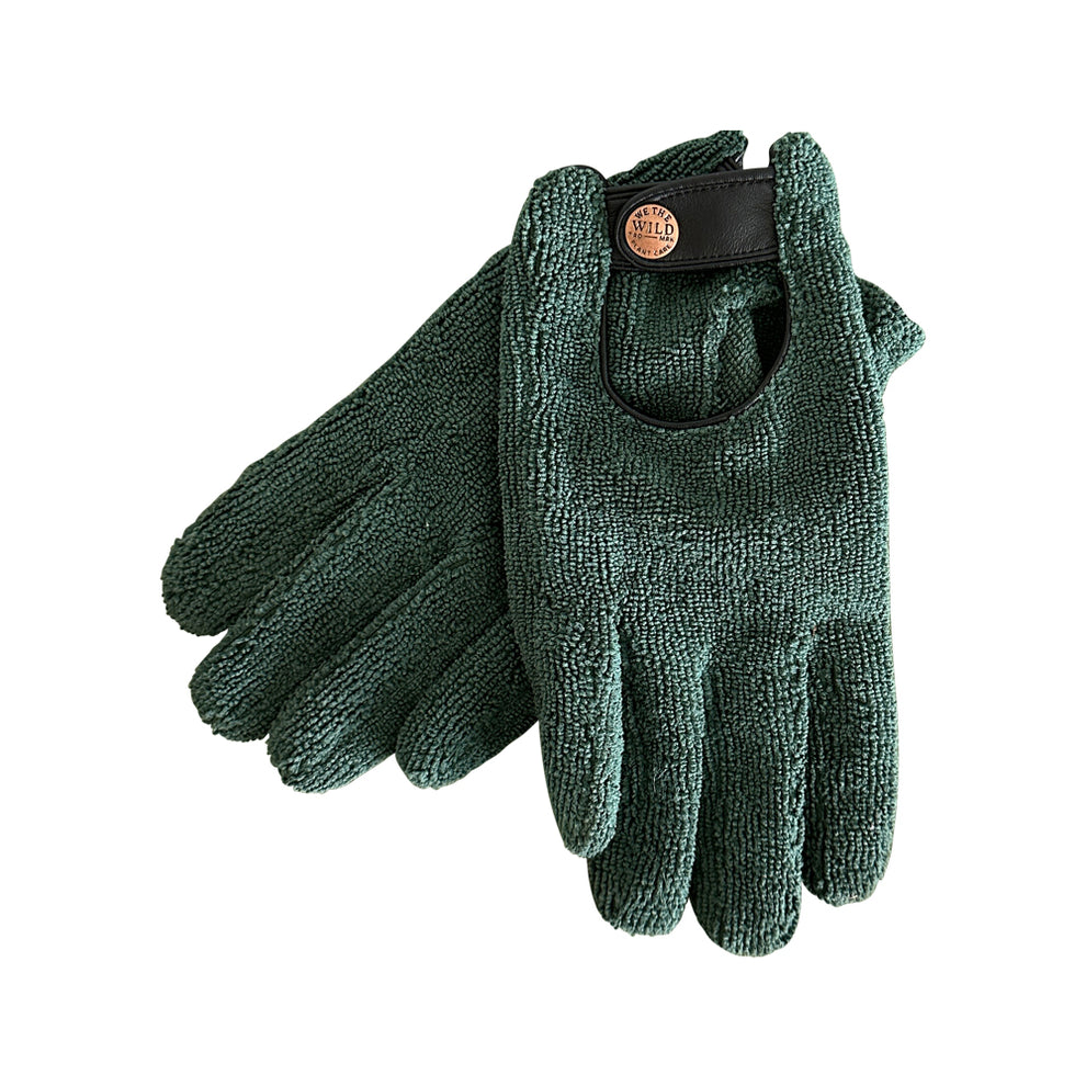 We The Wild Plant Care Leaf Cleaning Gloves – Cosmetics Online
